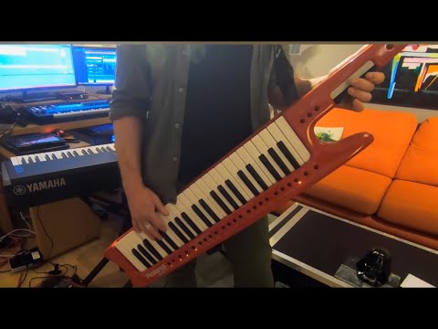 Keytar Solo. Landslide - YouTube
