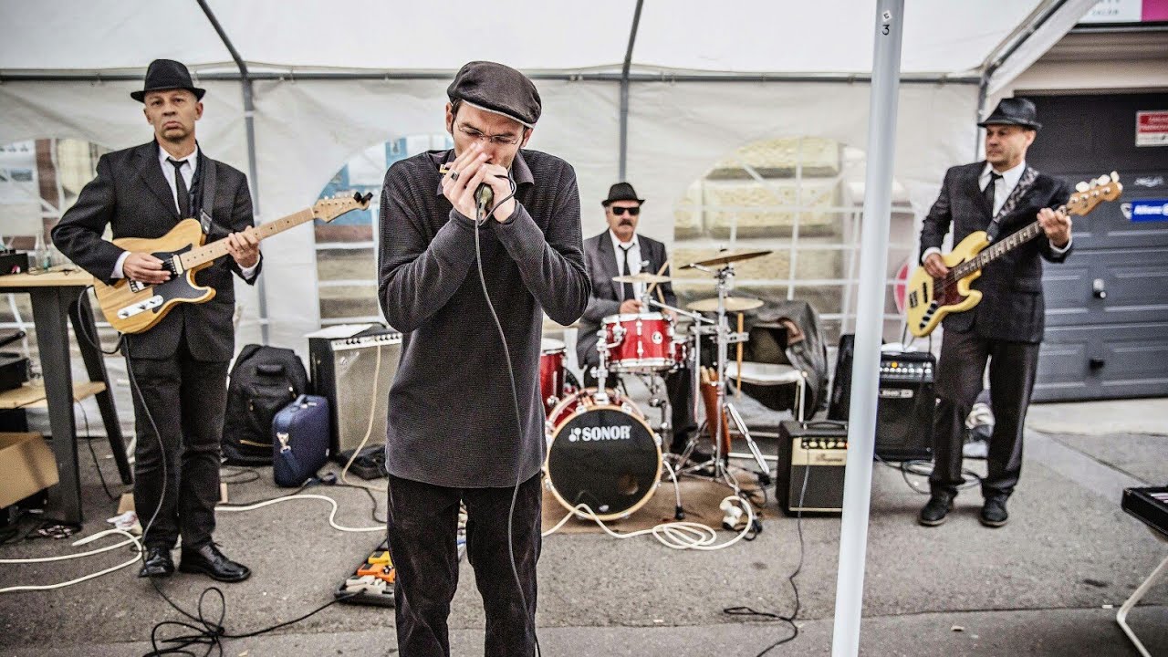 HTF Blues Band - Help me - YouTube