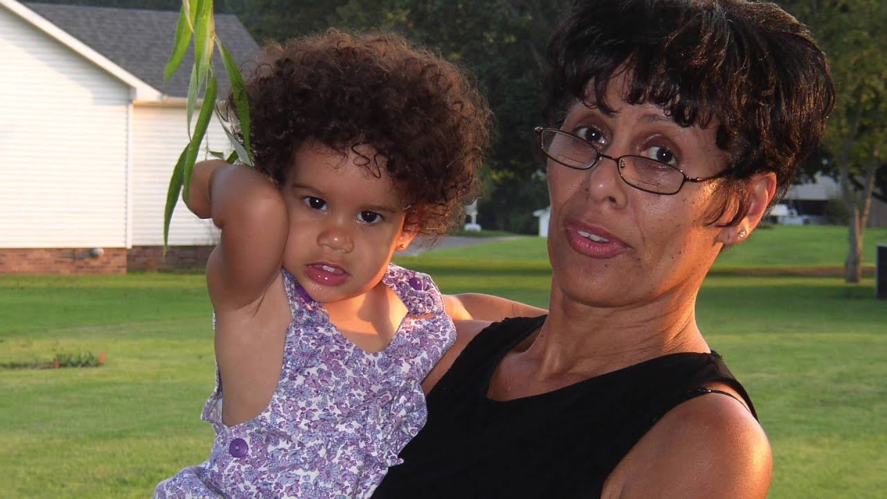 Celebrating the Life of Phyllis Robinson - YouTube