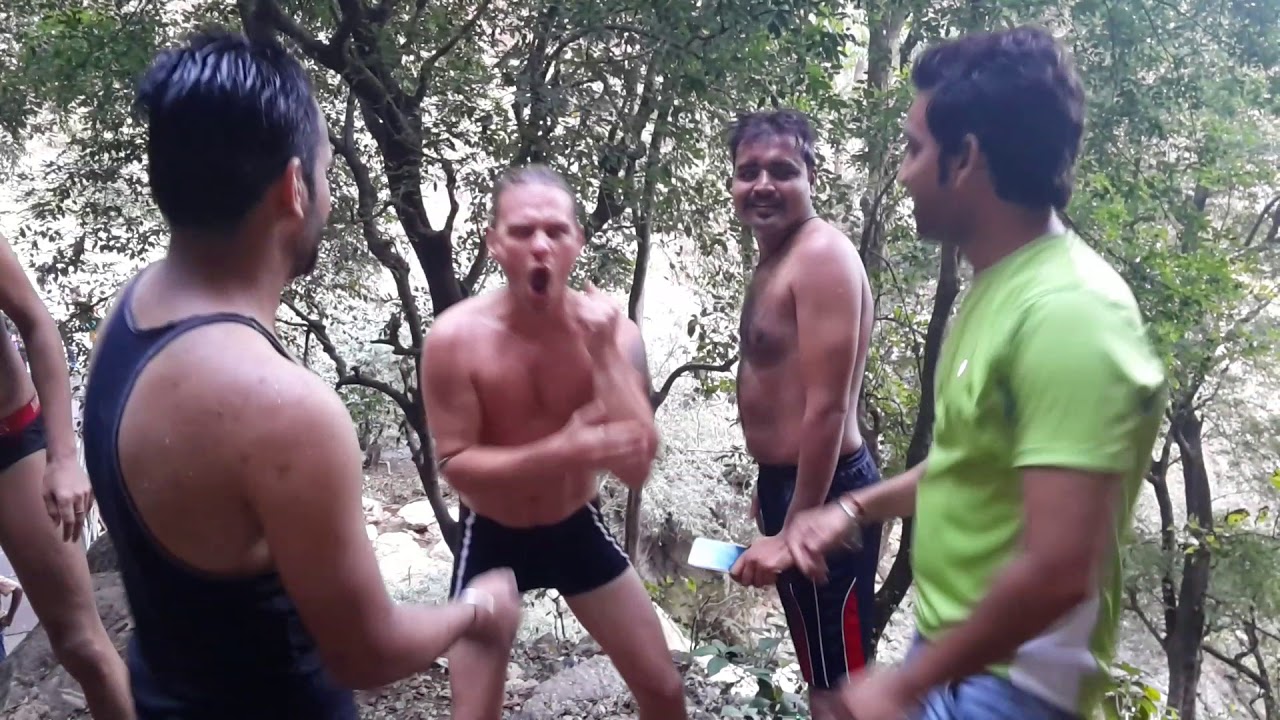 Israel boy desi dance - YouTube