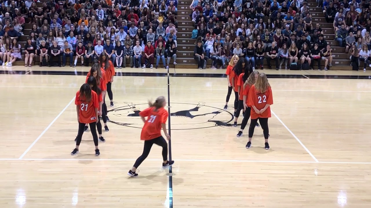 Senior Storm Dance Team / First Day Pep Assembly Performance - YouTube