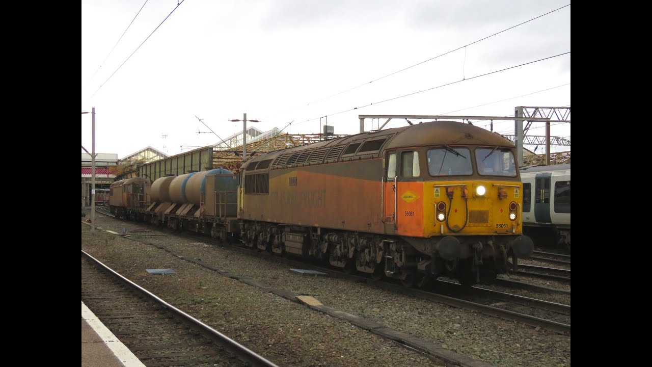 56113 TNT 56051 ON 3S71 RHTT AT CREWE - YouTube