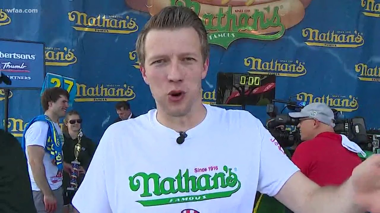 Sean Giggy takes the Annual Coney Island hot dog eating contest at Six ...