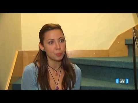 ISABEL VALLS DOBLA A OCTAVIA EN ROMA - YouTube