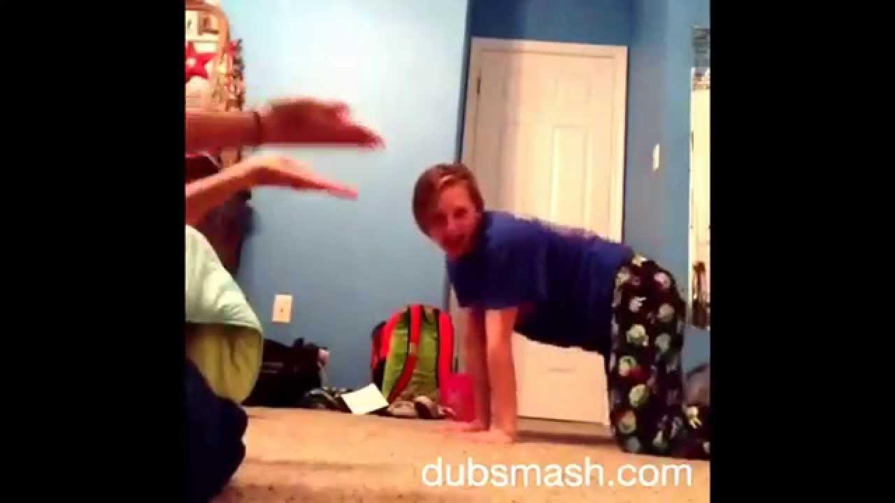 Start Twerking Like Miley Bailey Dubsmash Youtube