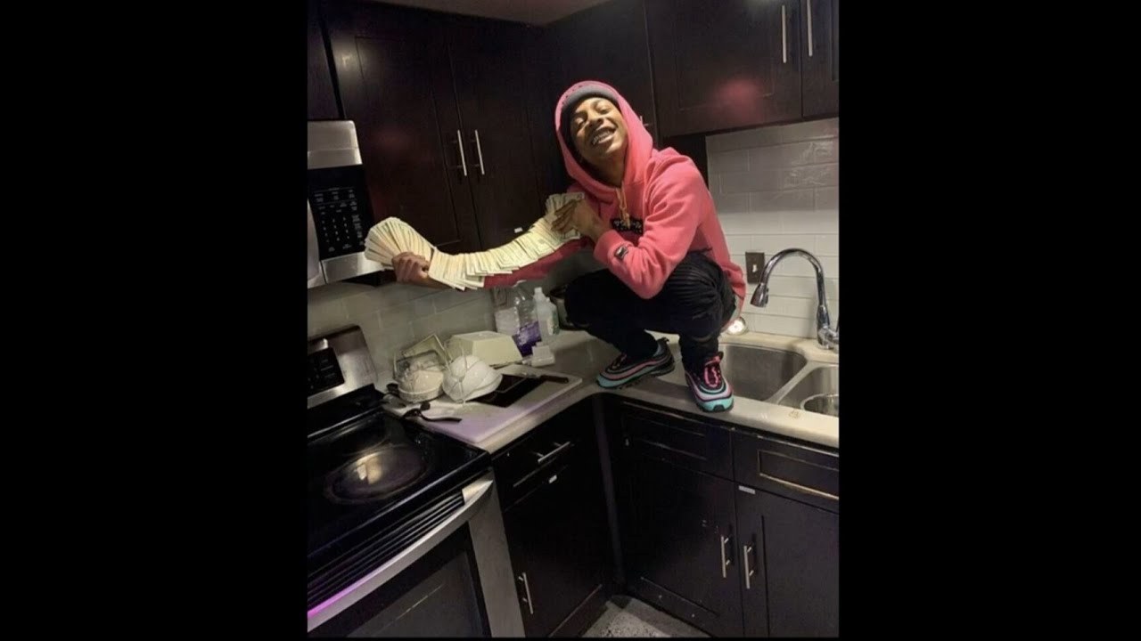 [FREE] Splurge Type Beat "Whole Lot" - YouTube