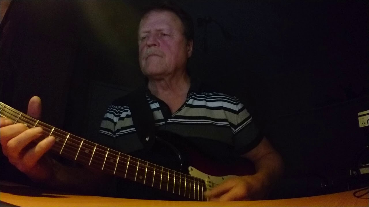 I Remember Elvis Presley Bt Roger Paulsson - YouTube