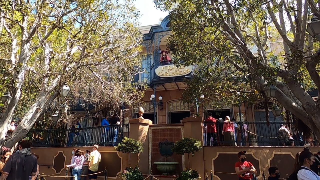 Pirates of the Caribbean | 23 Minute Wait | Redd the Pirate ...