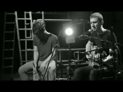 Nefret dolu bakışlarla, mutluluğunu izledim😞