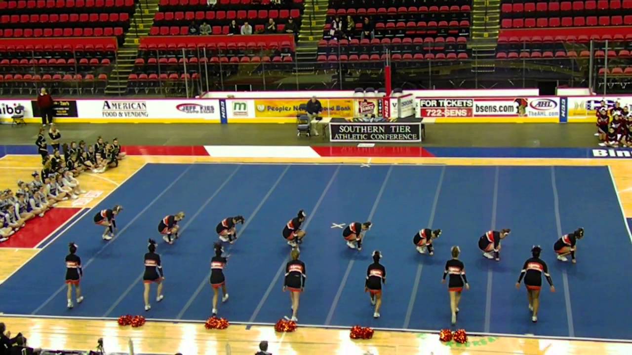 Union Endicott Winter Cheerleading 2014 - YouTube