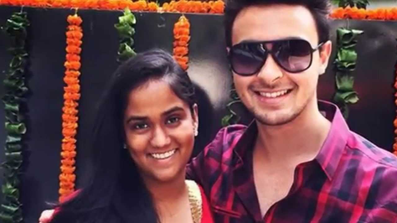 Arpita Khan & Ayush : Full Love Story - YouTube