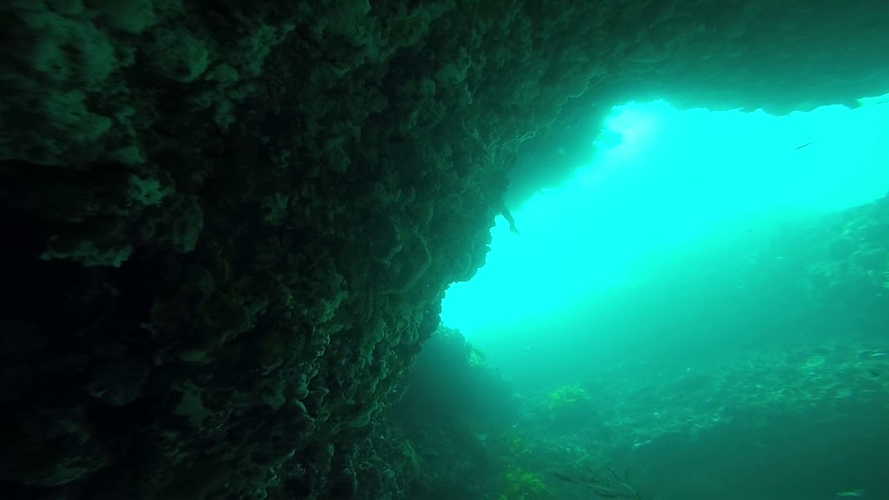 Sandy cave 10s - YouTube