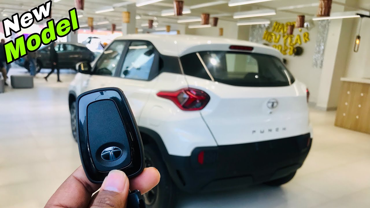 ये गाड़ी Swift और Baleno की Band 😂 बजा कर ही मानेंगी | New Tata Punch ...