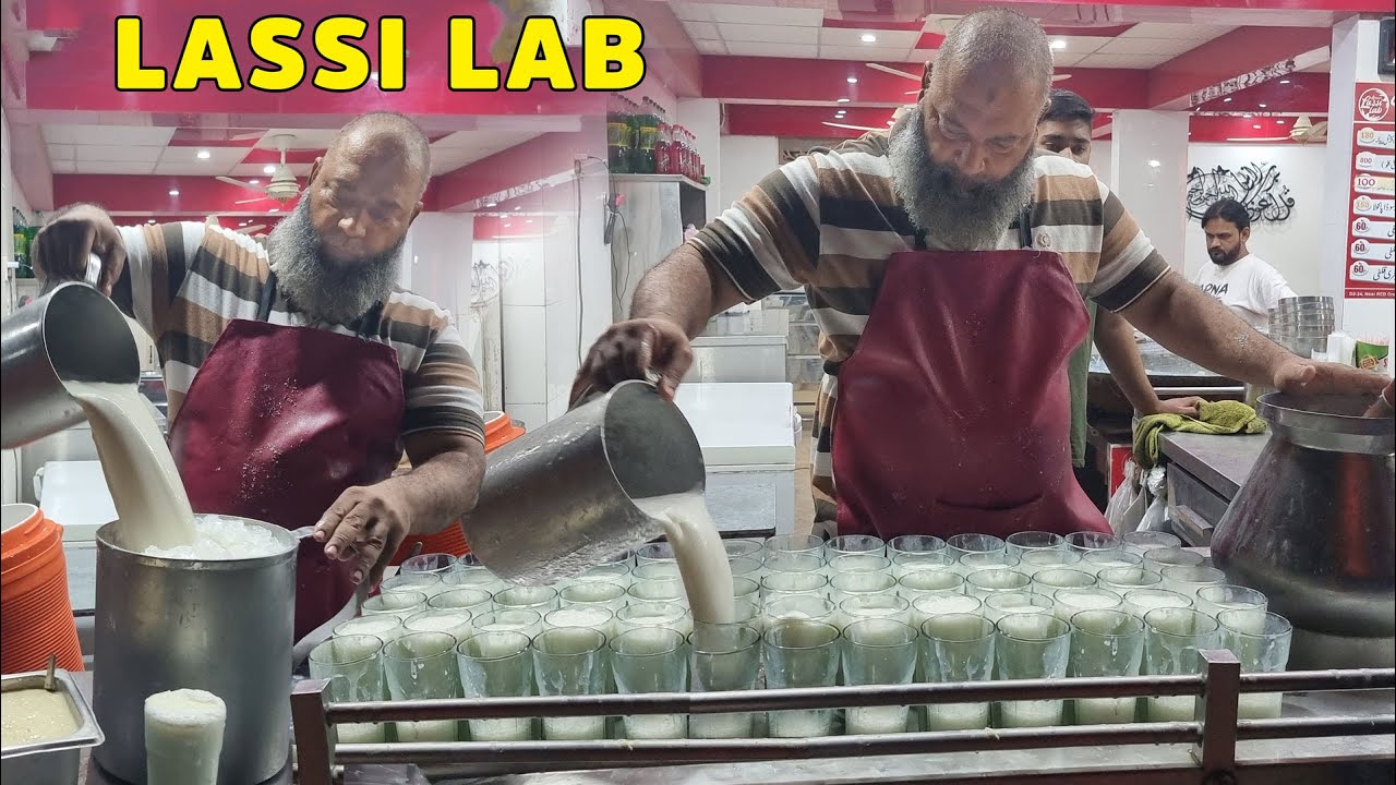 Fastest Huge Lassi Maker | Rabri Khoya Lassi Making at Lassi Lab ...