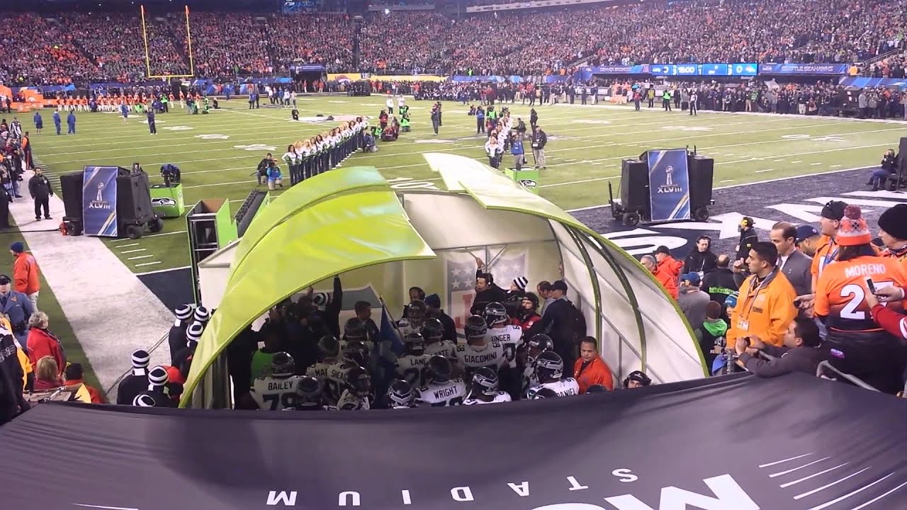 Super Bowl 48 (Seahawks Entrance) - YouTube