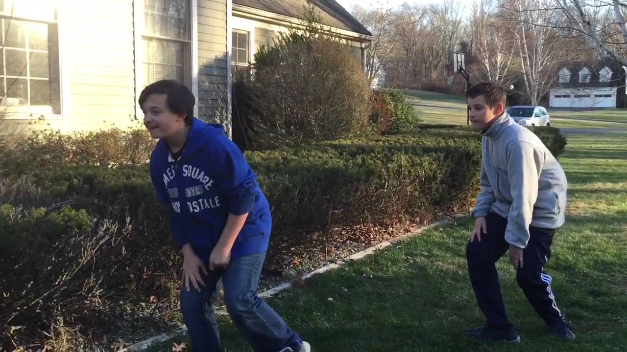 extremely graphic tree trimming accident 18+ - YouTube