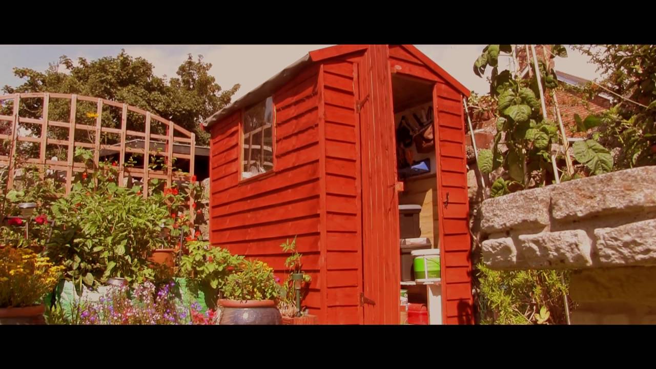 THE SHED - A Very Short Horror Film - YouTube