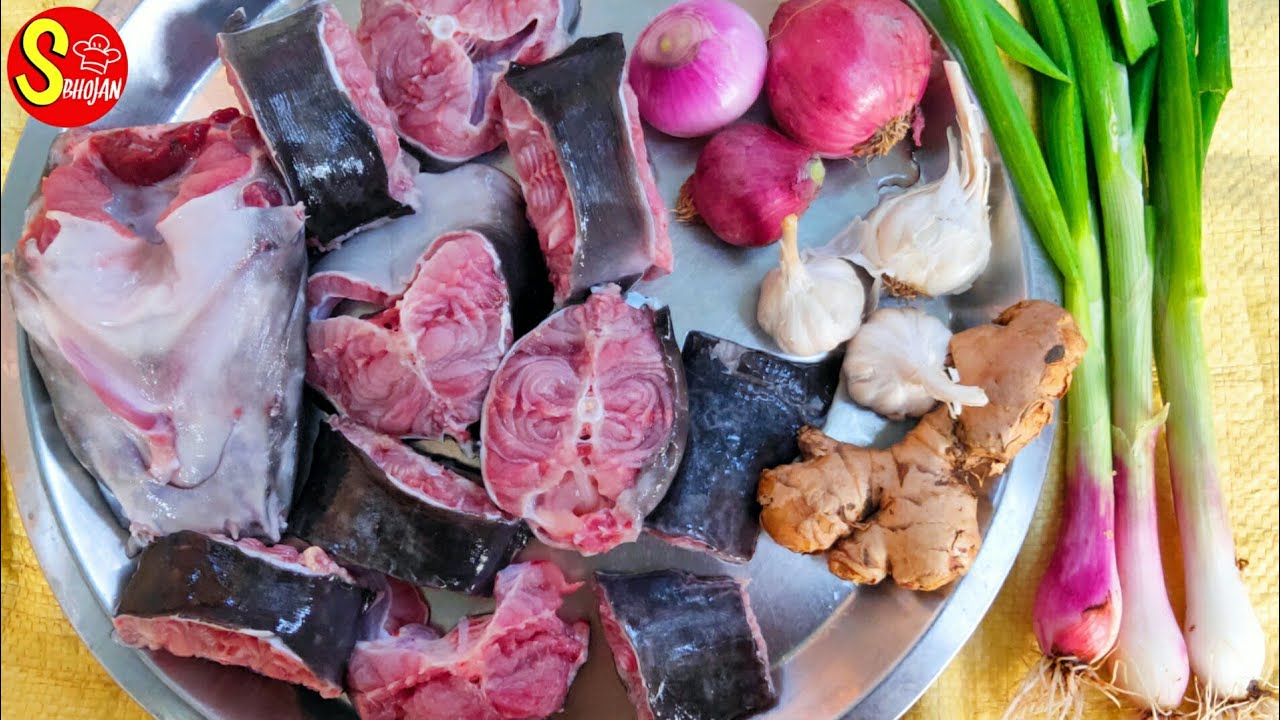 Desi magur machli🐟मांगुर मछली बनाने और साफ करने का तरीका गांव में Fish ...