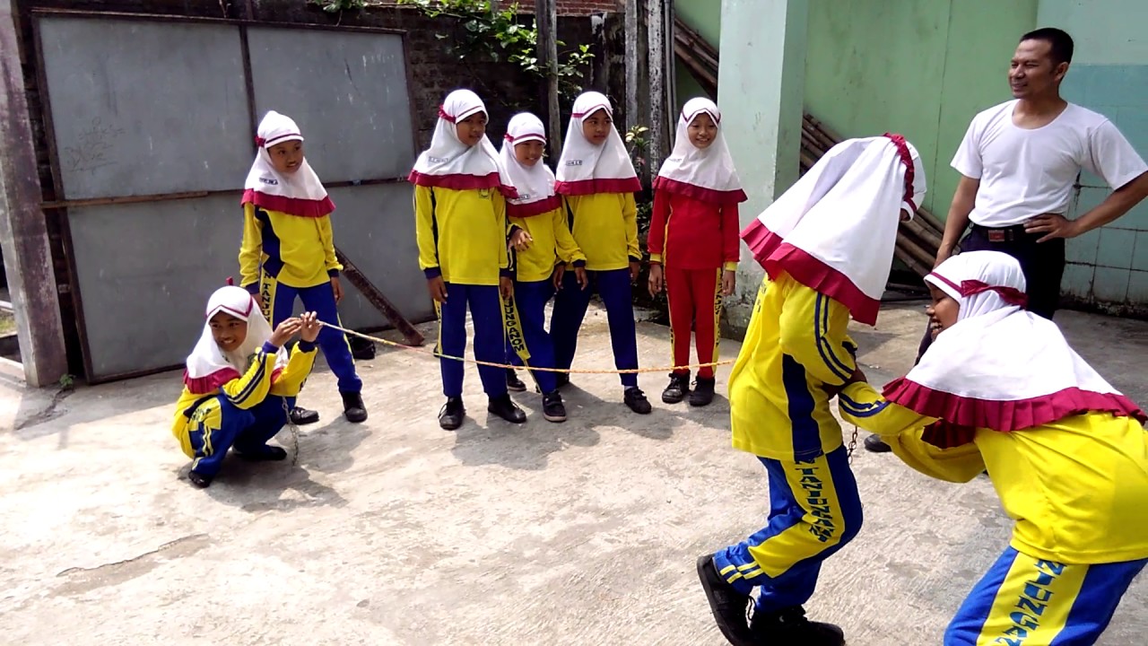 Skipping rope java traditional game / permainan tradisional lompat tali ...