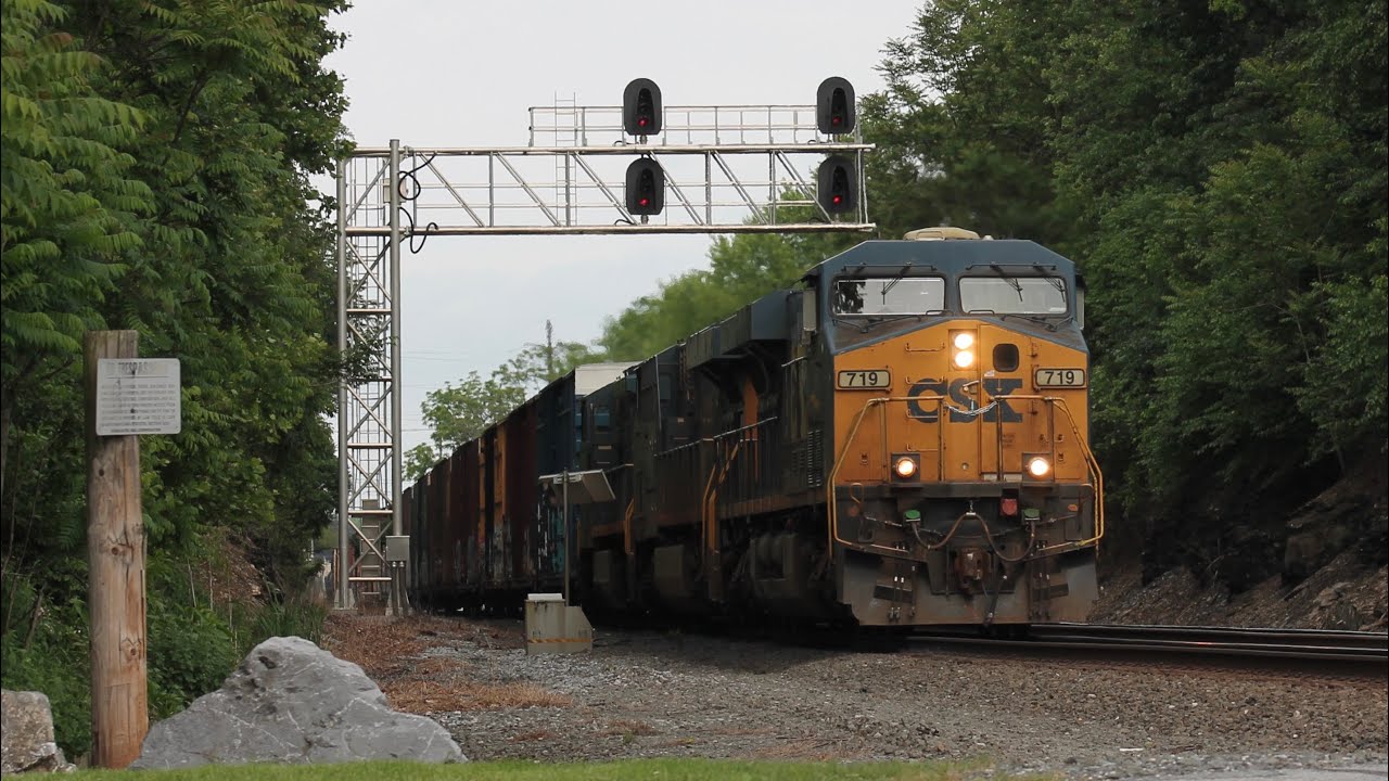 (5/29/25) CSX M371 w/ CSX 7883 Harrisburg Line detour Hummelstown, PA ...