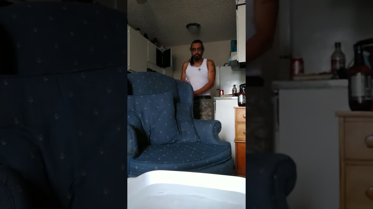 LIVING ROOM PANNING. - YouTube