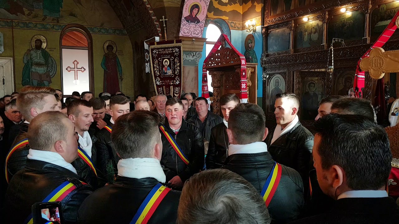 Junii din Mărișel 2017 - YouTube