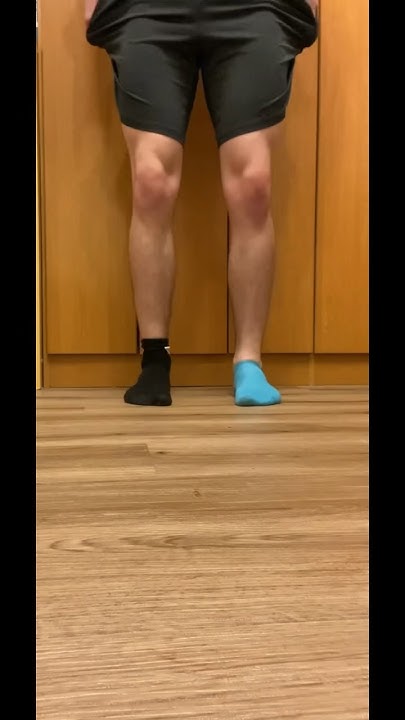 Doing 100 Calf Raises Everyday for 30 Days (2/30) #shorts - YouTube