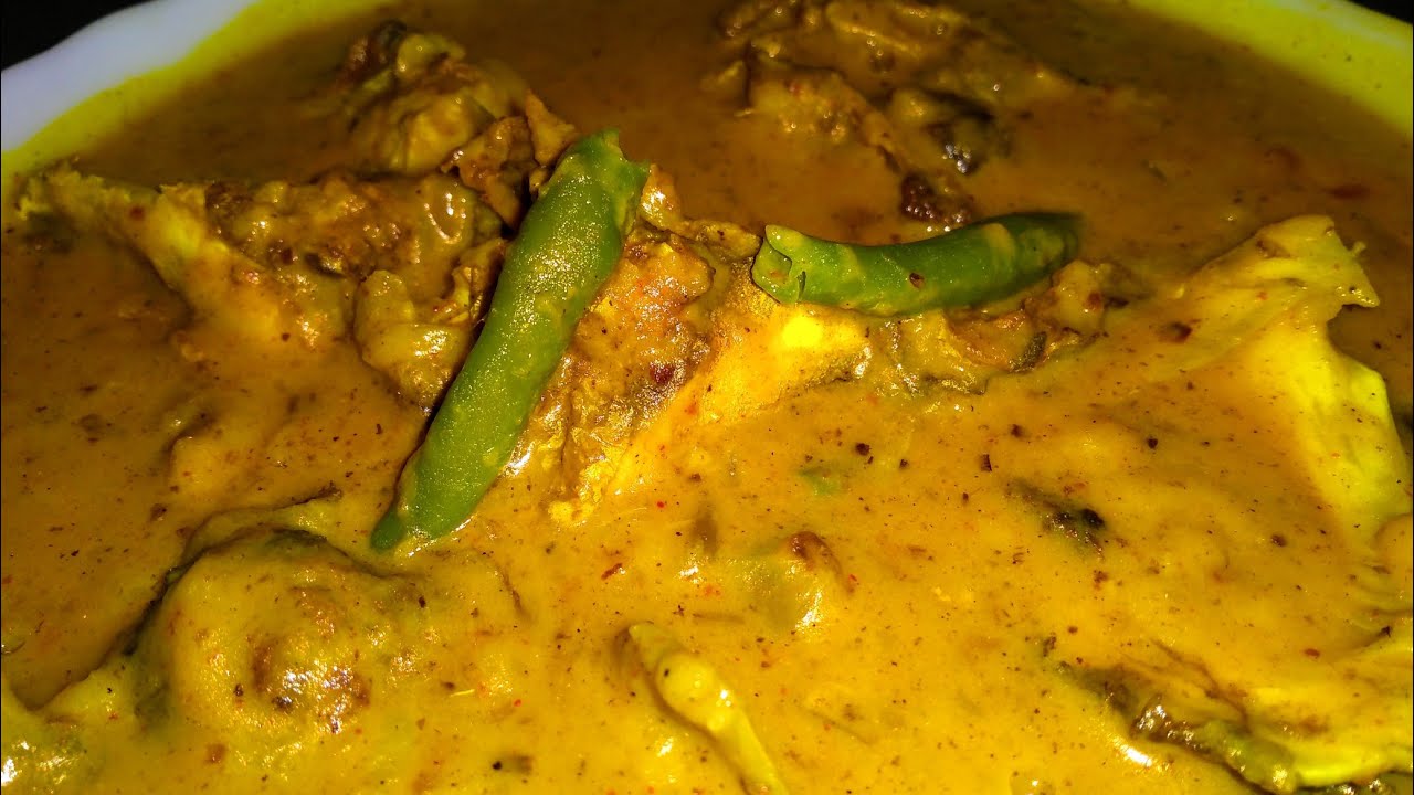 মাছের মাথার মুগ ডাল || #frydaes || Moong Dal with Fish Head ...
