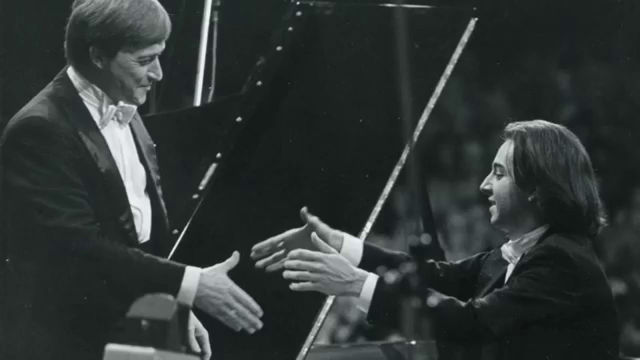 Marc Laforêt – Mazurka in D major, Op. 33 No. 3 (1985) - YouTube