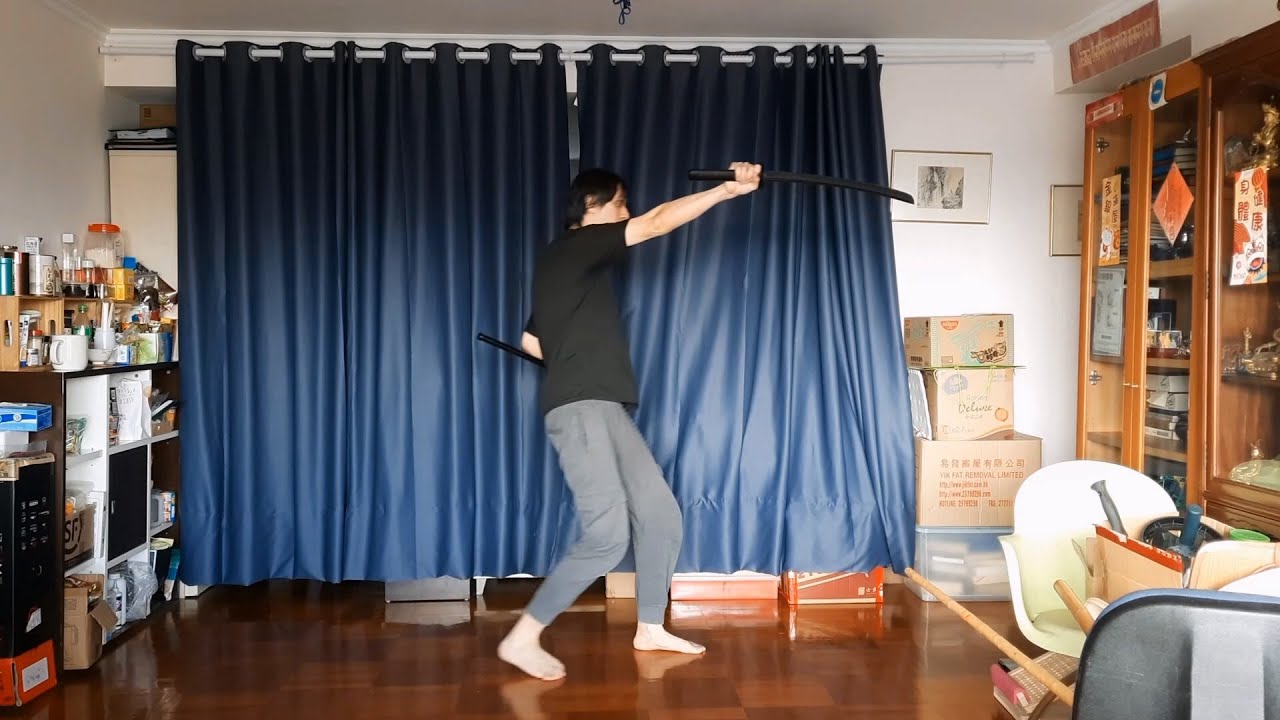 First Time Trying Iaido - Hand Holding Sheath Style - YouTube