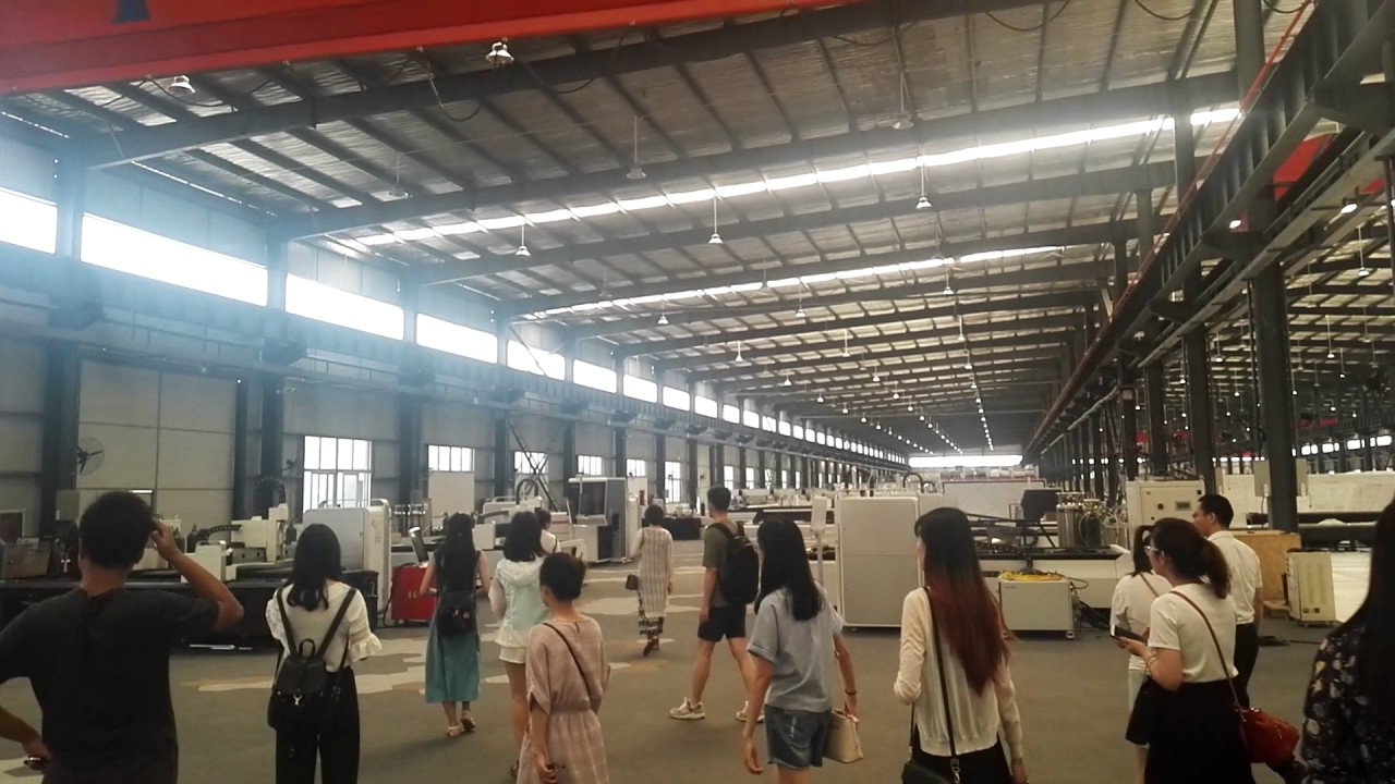 BODOR mega-FACTORY - YouTube