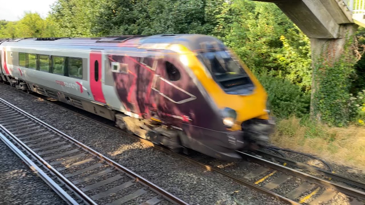 Class 221 Voyager | 221130 | Cross Country - YouTube