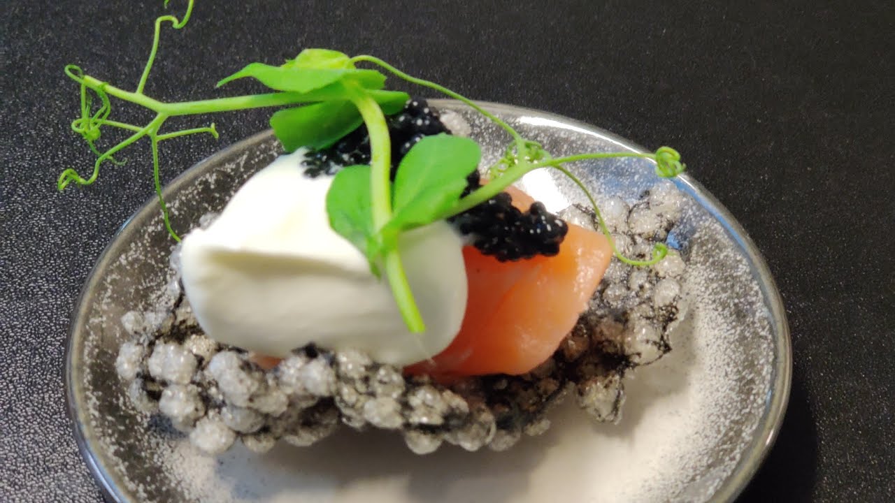 Learn how to make tapioca crackers with me, using simple steps! - YouTube