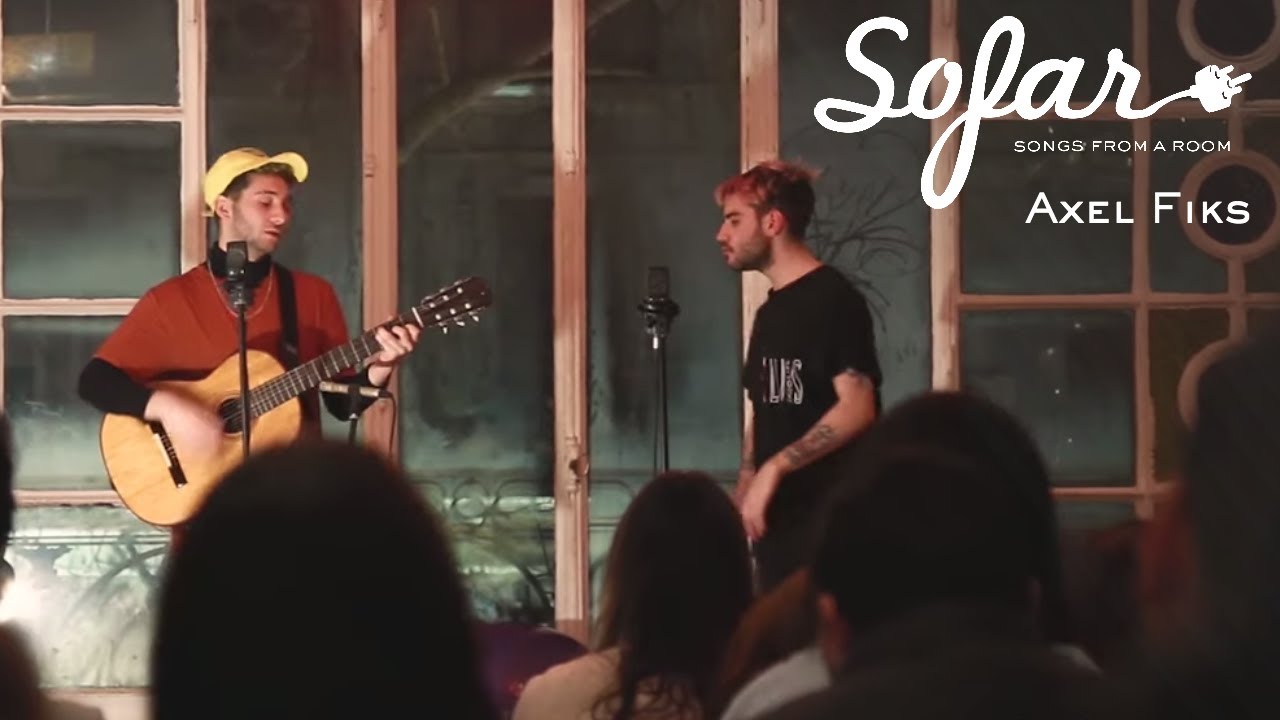 Axel Fiks - Chica Acuario | Sofar Buenos Aires - YouTube