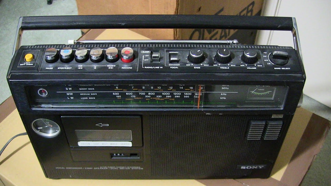 Sony CF-470L review 4 band 2 way vocal enhancer cassette-corder - YouTube