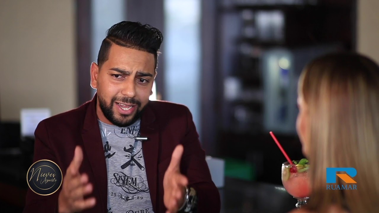 Wilson Sued: habla de su sexualidad NIEVES Y PUNTO - YouTube