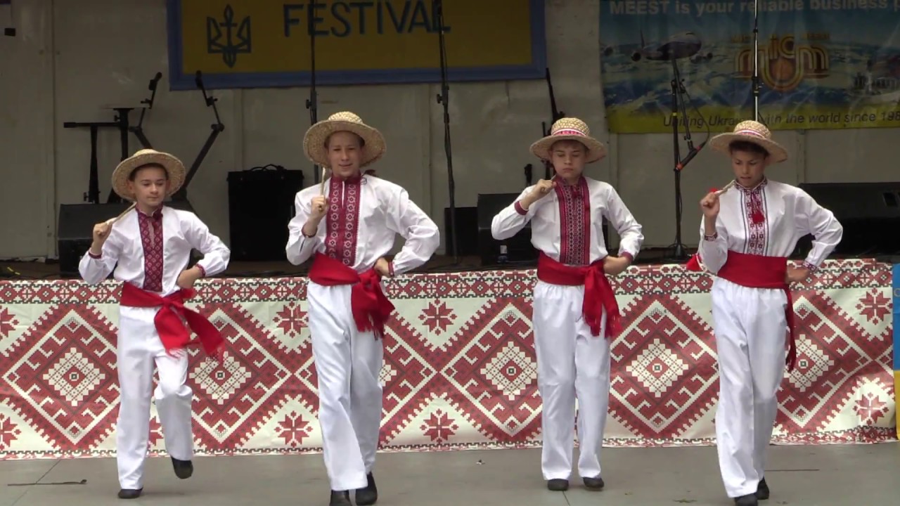 Suzirya Yonkers Chumaky Dance 2017 - YouTube