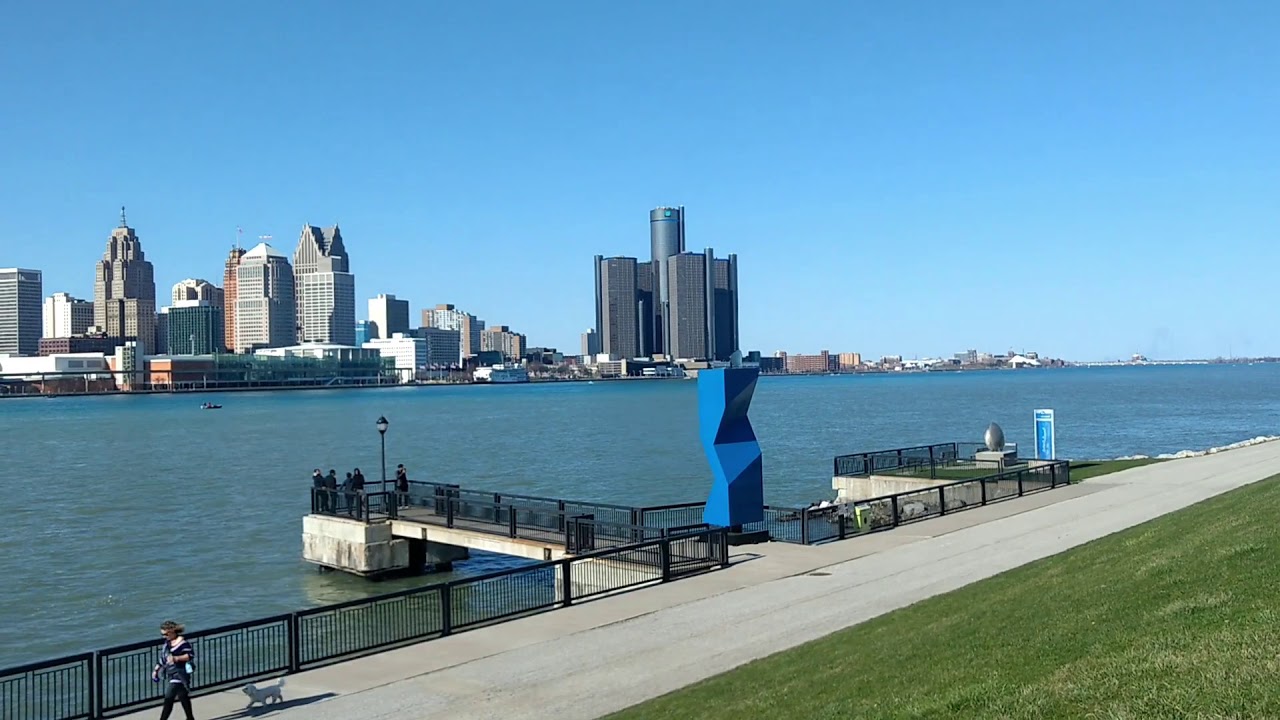 Riverside Windsor| Detroit skyscraper | Detroit River | Ontario ...