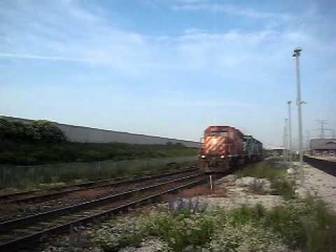 POWERMOVE ! w/ CP 5900, CITX 3055 & CEFX 3133 Eastbound at Lisgar GO - YouTube