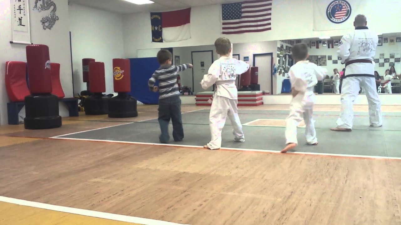 Judge learning karate - YouTube