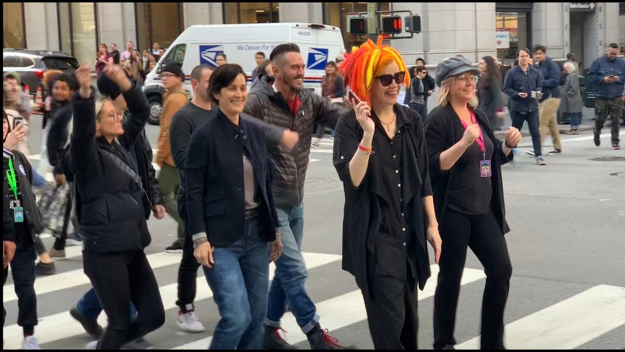 Matrix 4 Dance Party with Lana Wachowski - YouTube