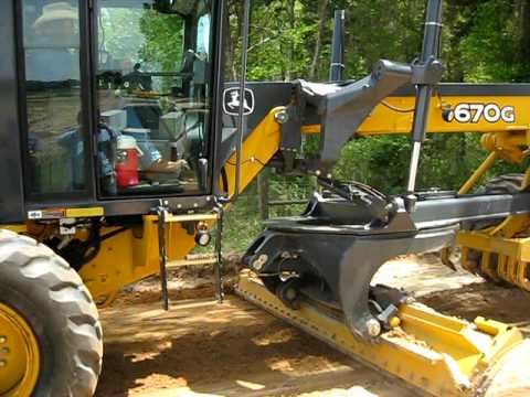 John Deere 670G Motor Grader - YouTube