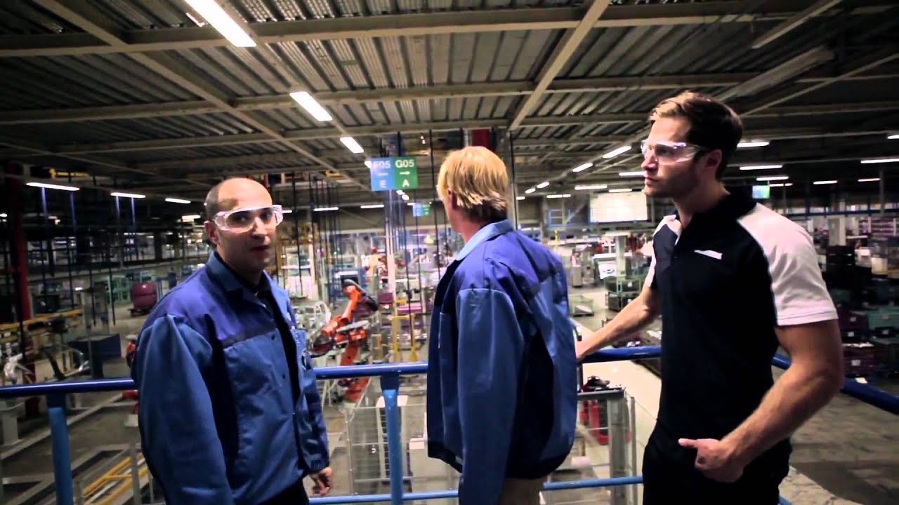 BMW 1 Series Regensburg Production Factory Plant - YouTube