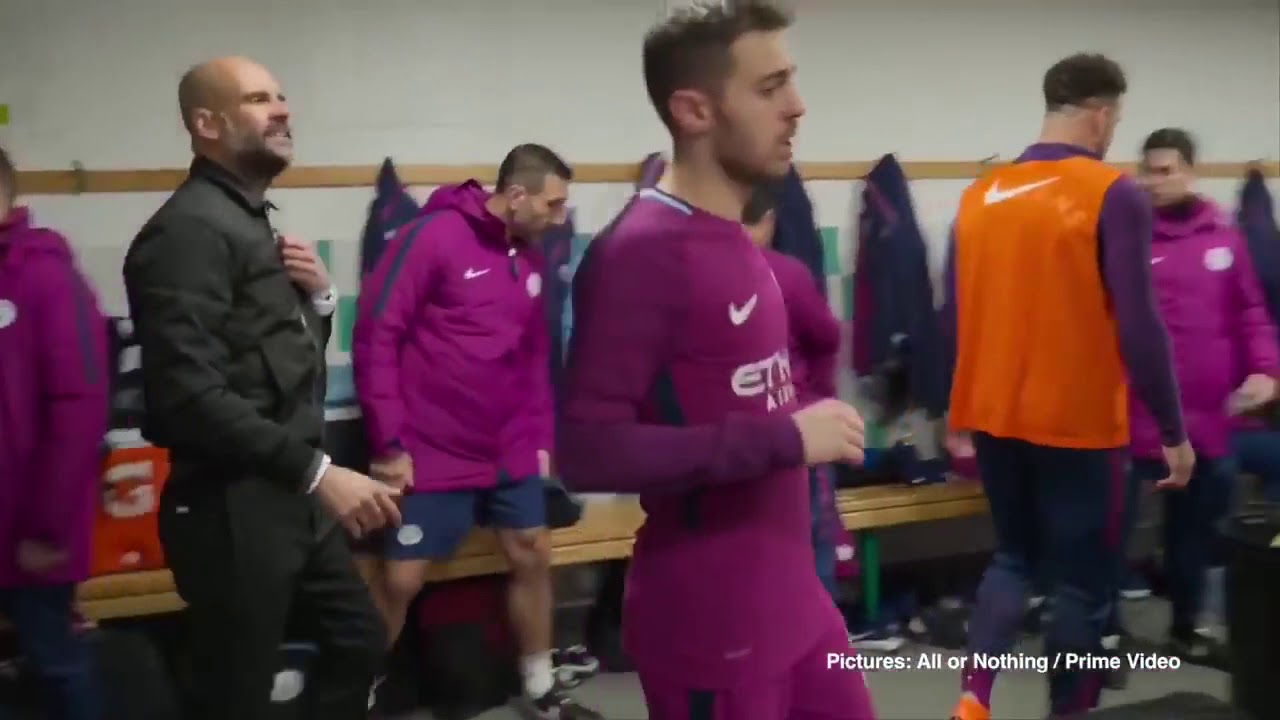 Pep Guardiola “Sit Down, Nobody Talk!” Angry in Dressing Room - YouTube