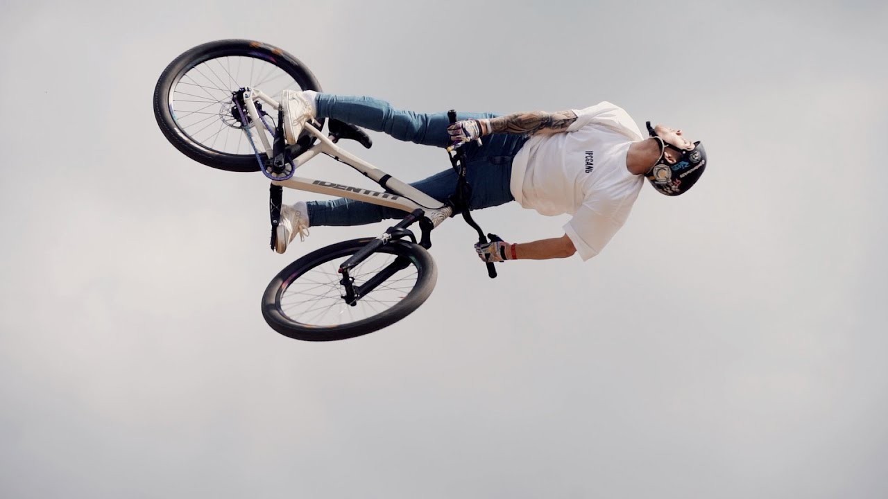 Dirt Wars 2021 Round 3 - Malverns Classic 2021 - YouTube