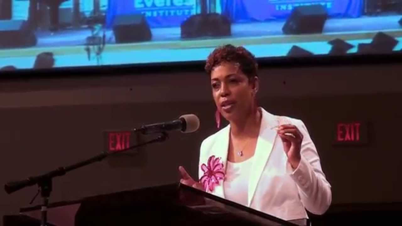 Shana Naylor Commencement Speech - YouTube