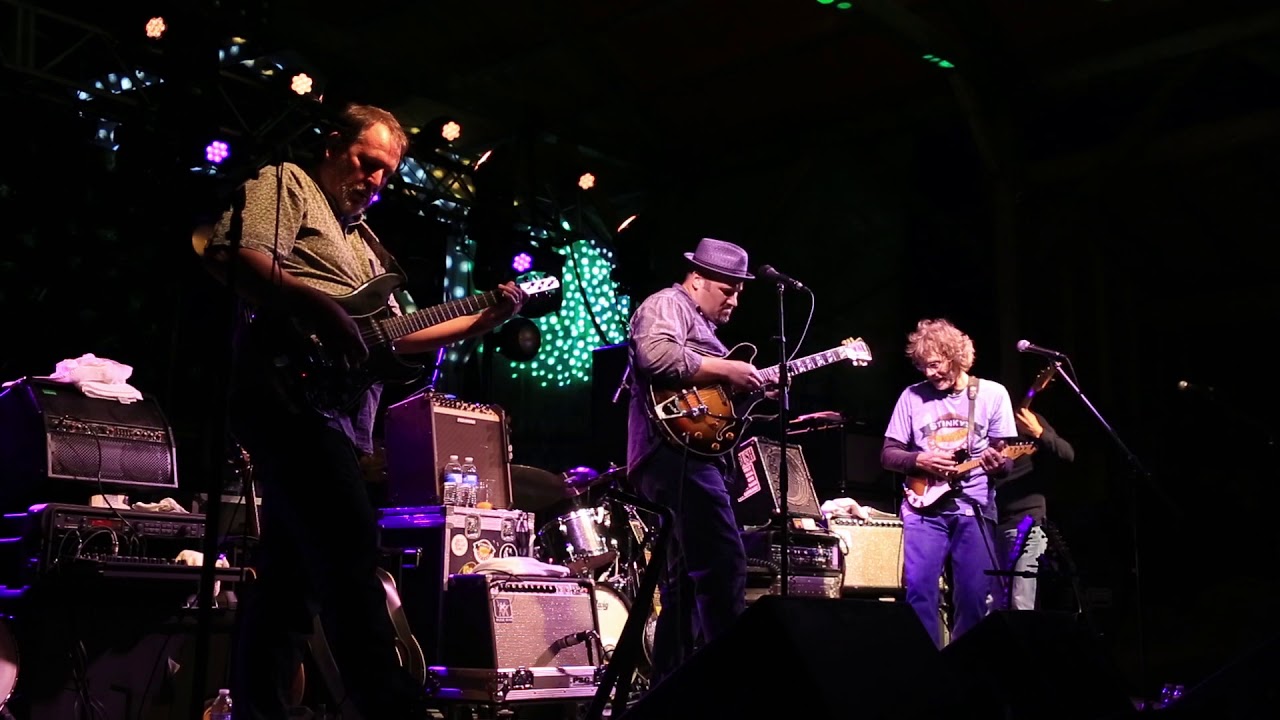 The Sam Bush Band "Old Joe Clark Medley" 8.18.17 Hoxeyville - YouTube