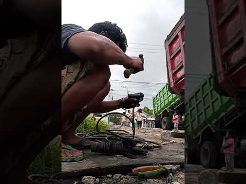 cara cabut baut turbo Dina yang patah