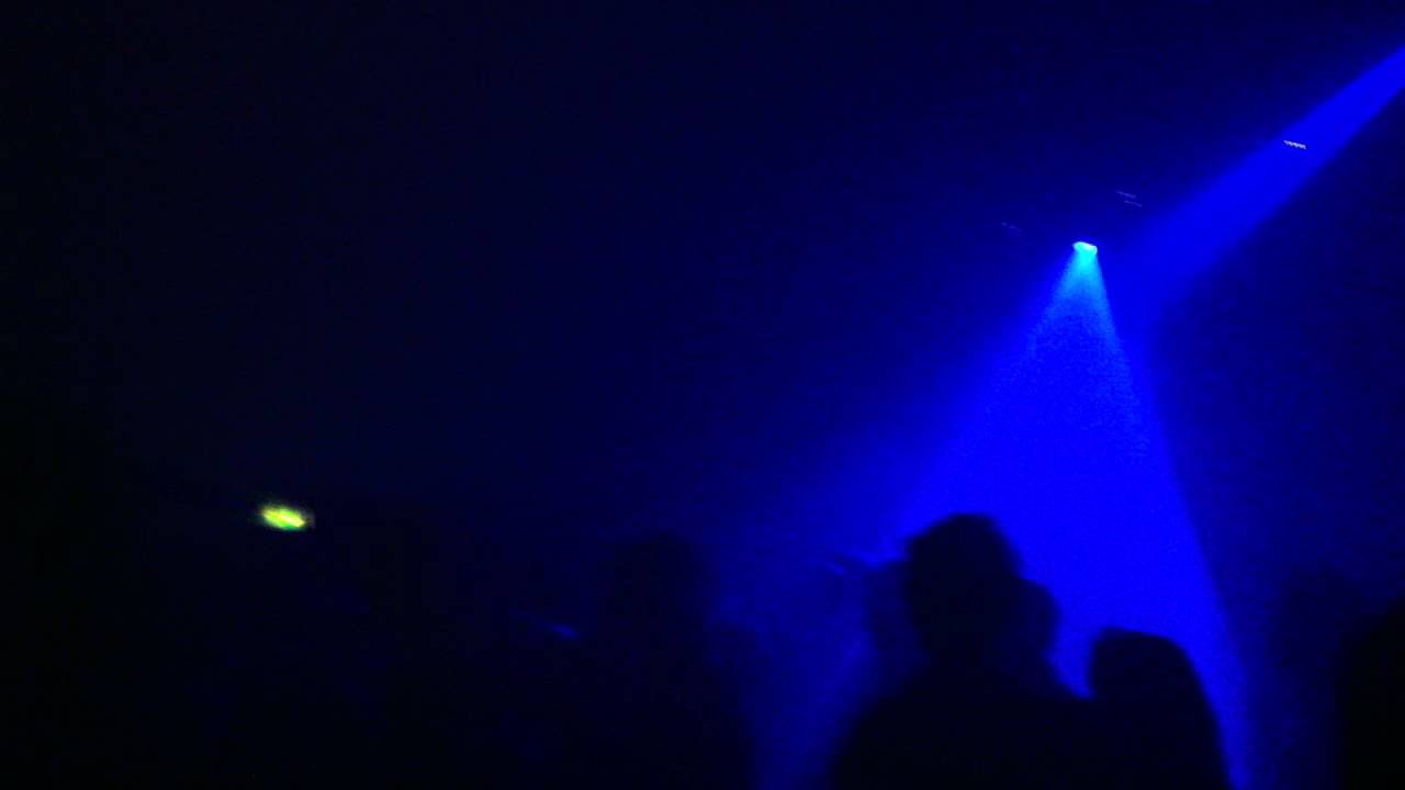 Thomas Franzmann aka Zip at fabric 14.05.2011.MOV - YouTube