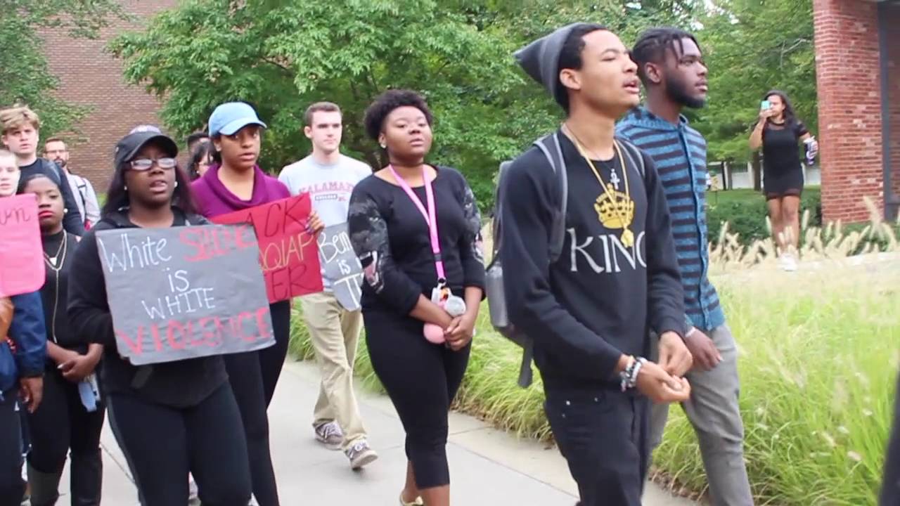 College Vlog #5: Campus Rally - YouTube